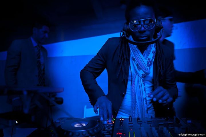 Contact - DJ Madrid Perry